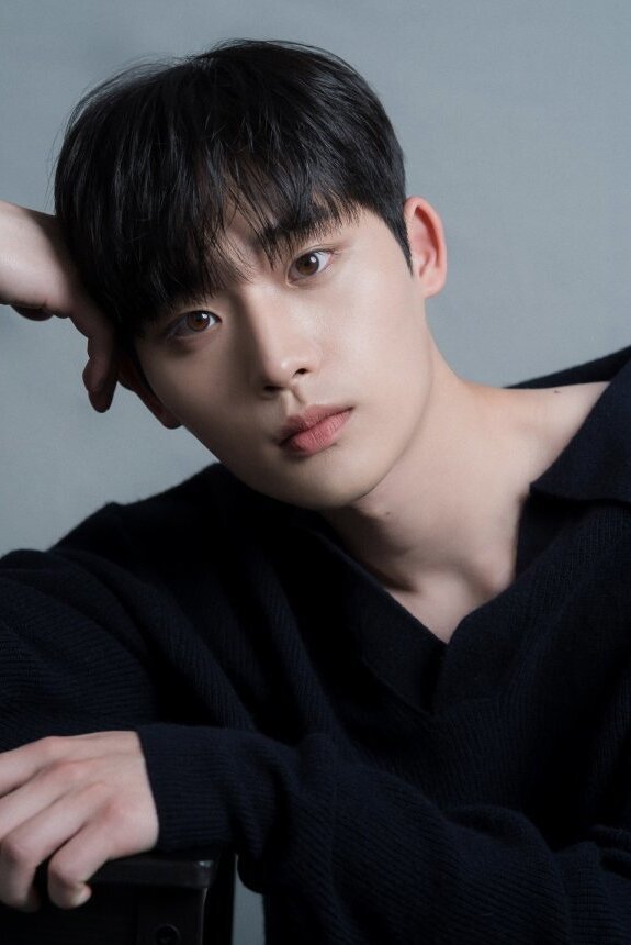 Ли Джон Хёк / Lee Jong Hyuk 1997 - биография, фильмография