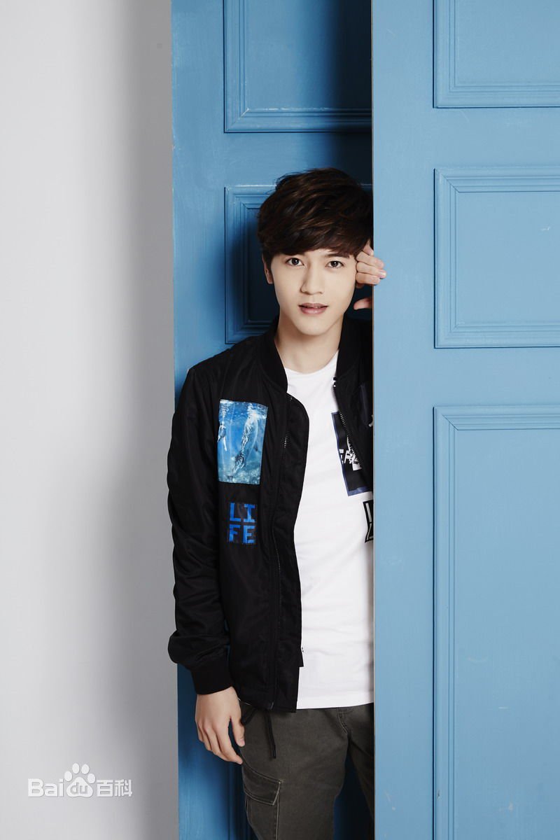 Ли Чун Линь / Li Chung Lin - биография, список дорам, личная жизнь